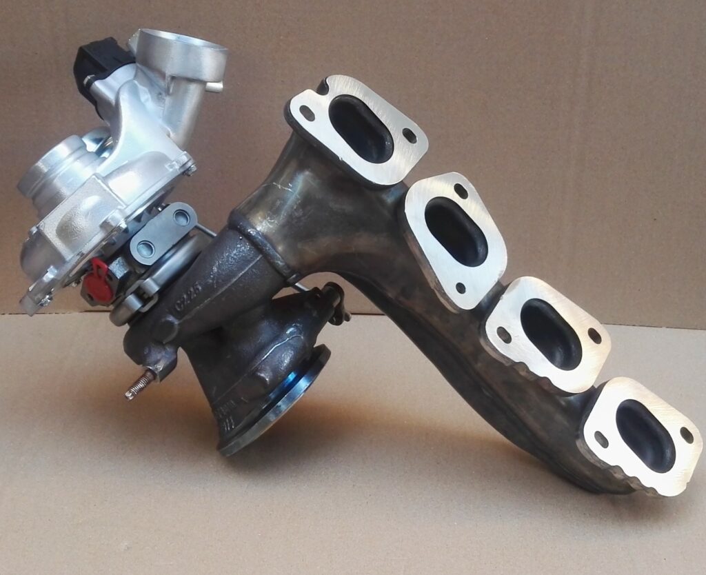 M271 M274 Turbo Upgrade Mercedes C300 W205 Hybrid Turbo Infiniti Q50 ...